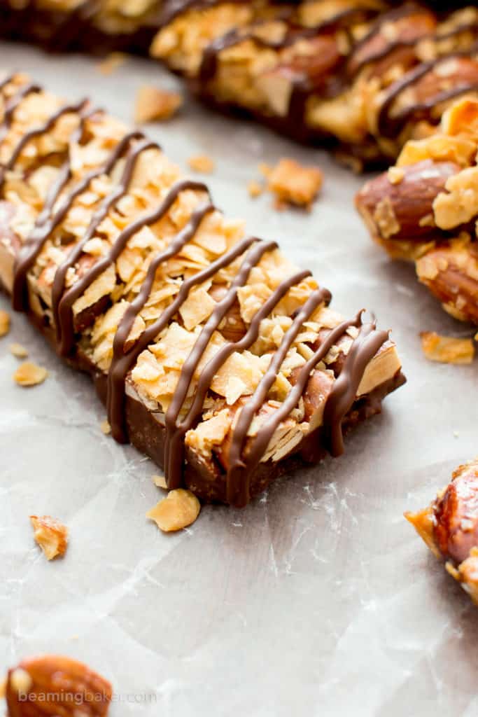 5 Ingredient Dark Chocolate Almond & Coconut Homemade KIND Bars (Paleo ...