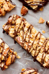 5 Ingredient Dark Chocolate Almond & Coconut Homemade KIND Bars (Paleo ...