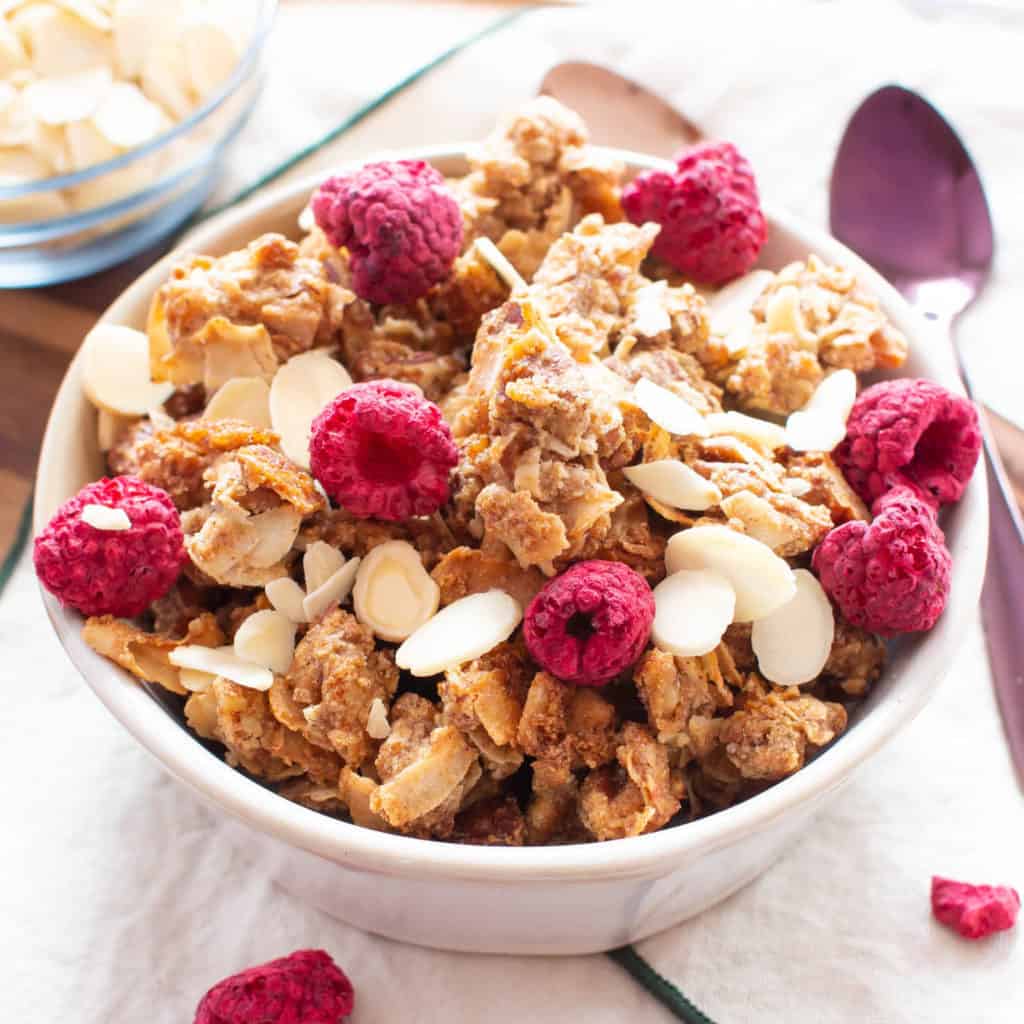 Best Healthy Granola Recipe – 4 ingredients! - Beaming Baker