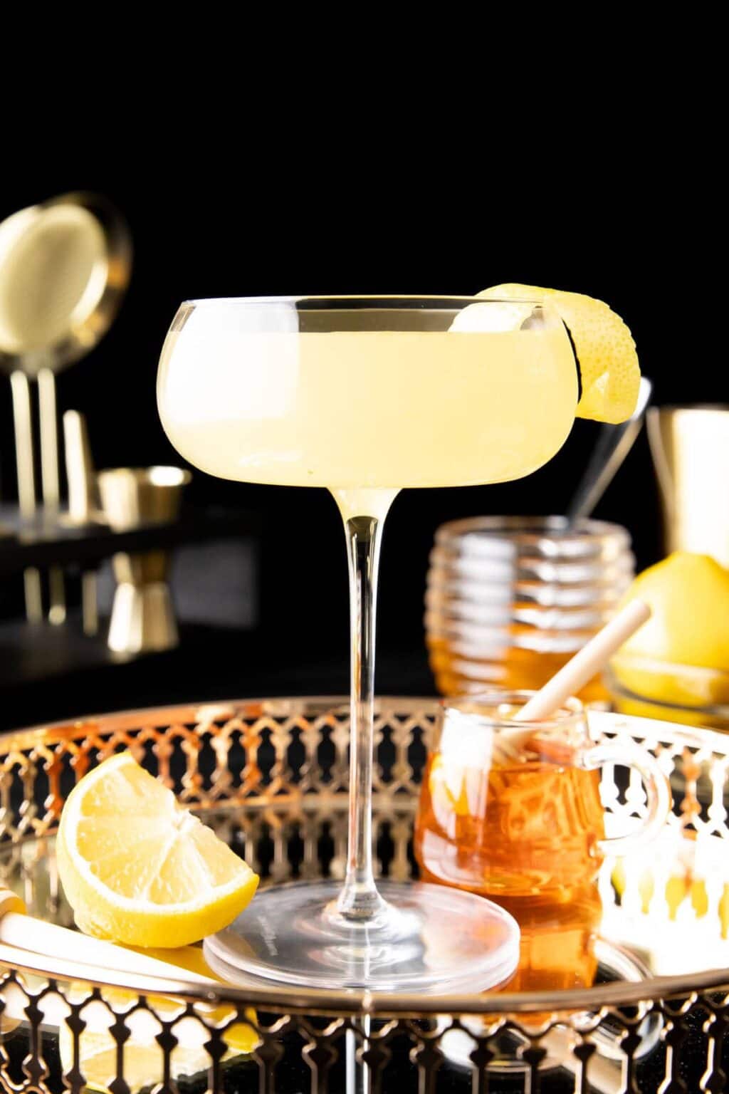 Bee's Knees Cocktail - Beaming Baker