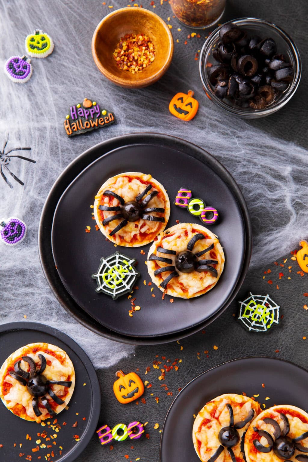 Halloween Pizza - Mini Spider Pizzas! - Beaming Baker